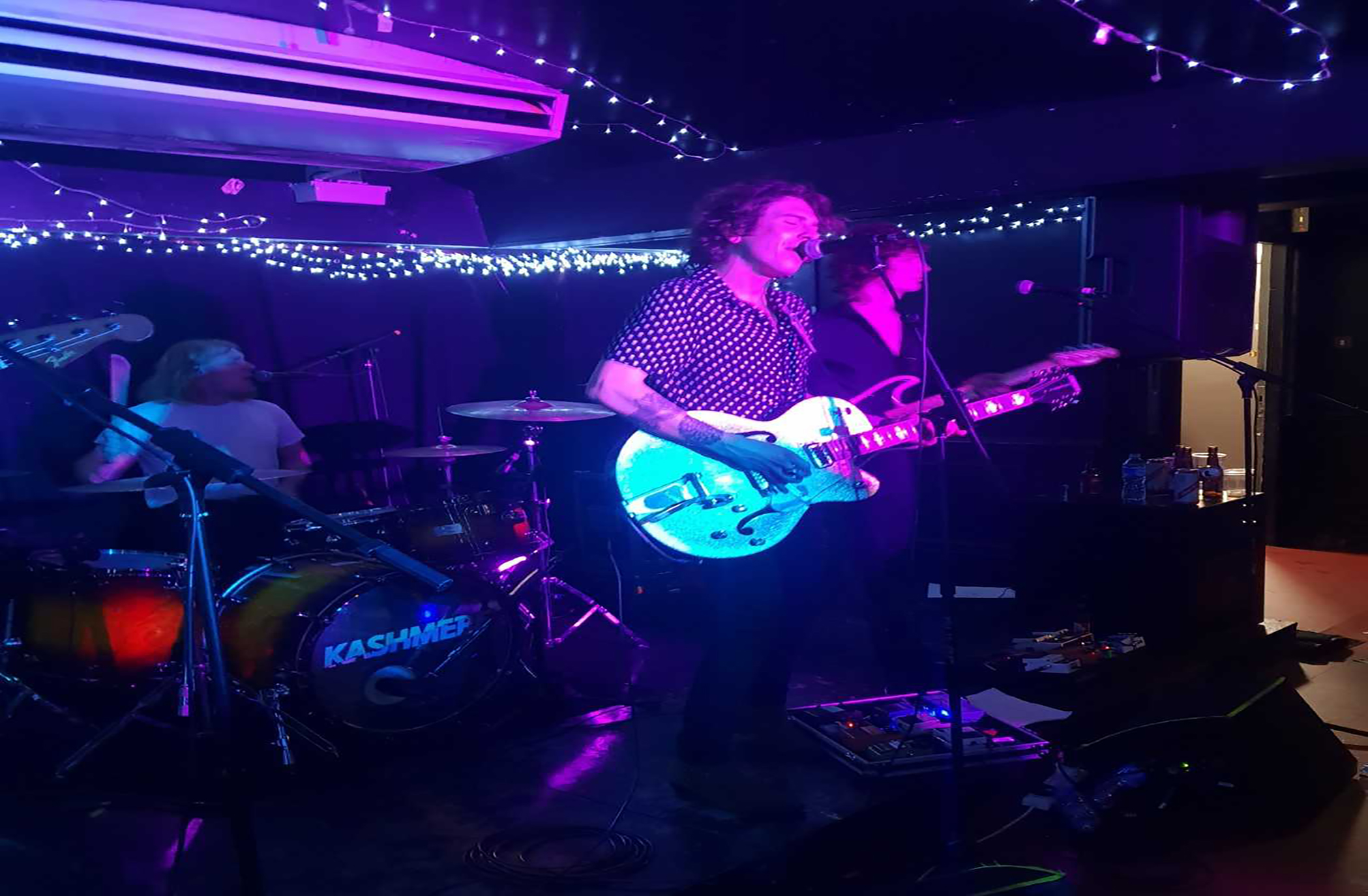 Gig Review: KASHMERE - Head of Steam, 9th November - The Courier Online