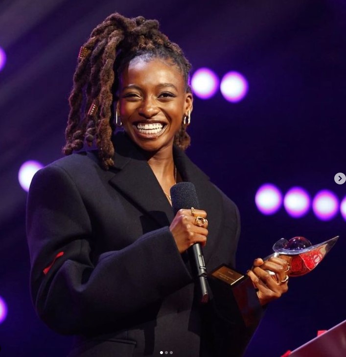Standing Ovation for Mercury Prize Winner Little Simz - The Courier Online